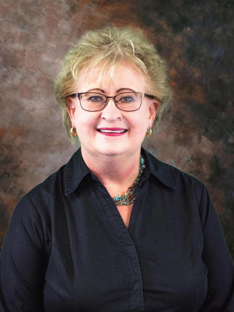 Sharon Sink's Instagram, Twitter & Facebook on IDCrawl