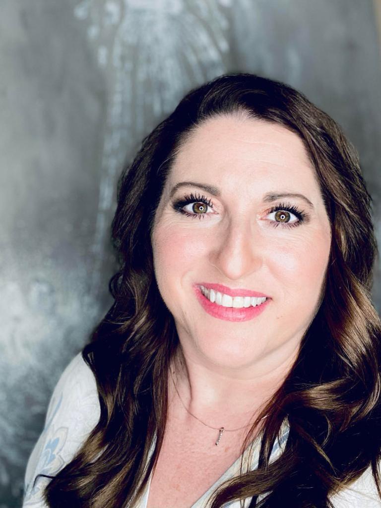 Jennifer Duke's Instagram, Twitter & Facebook on IDCrawl