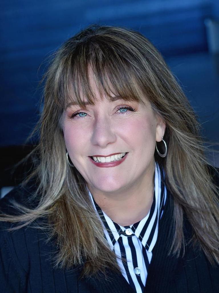 Lynette Dillon's Instagram, Twitter & Facebook on IDCrawl